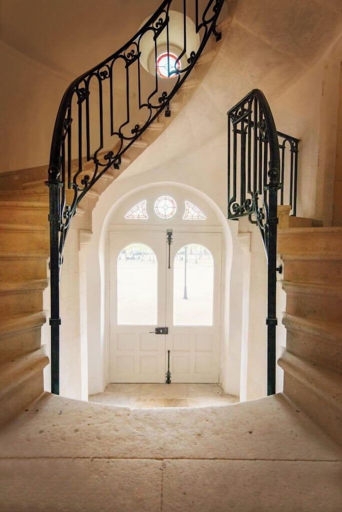 Le logis de l'abbaye de Saint Savin in Saint-Savin - Aanbiedingen Hotel ...